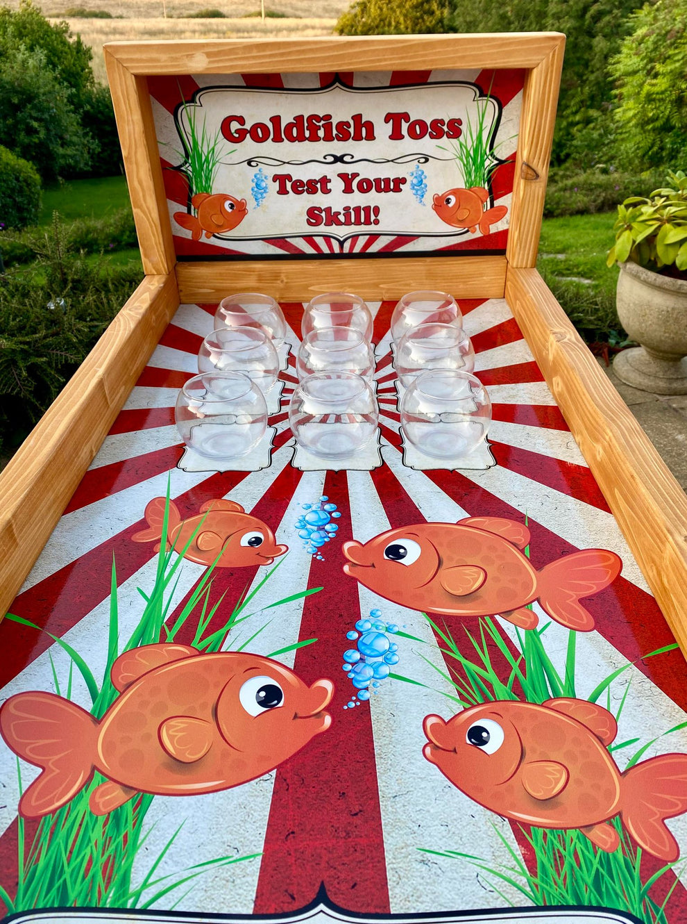 Goldfish Toss – Retro Carnival Games