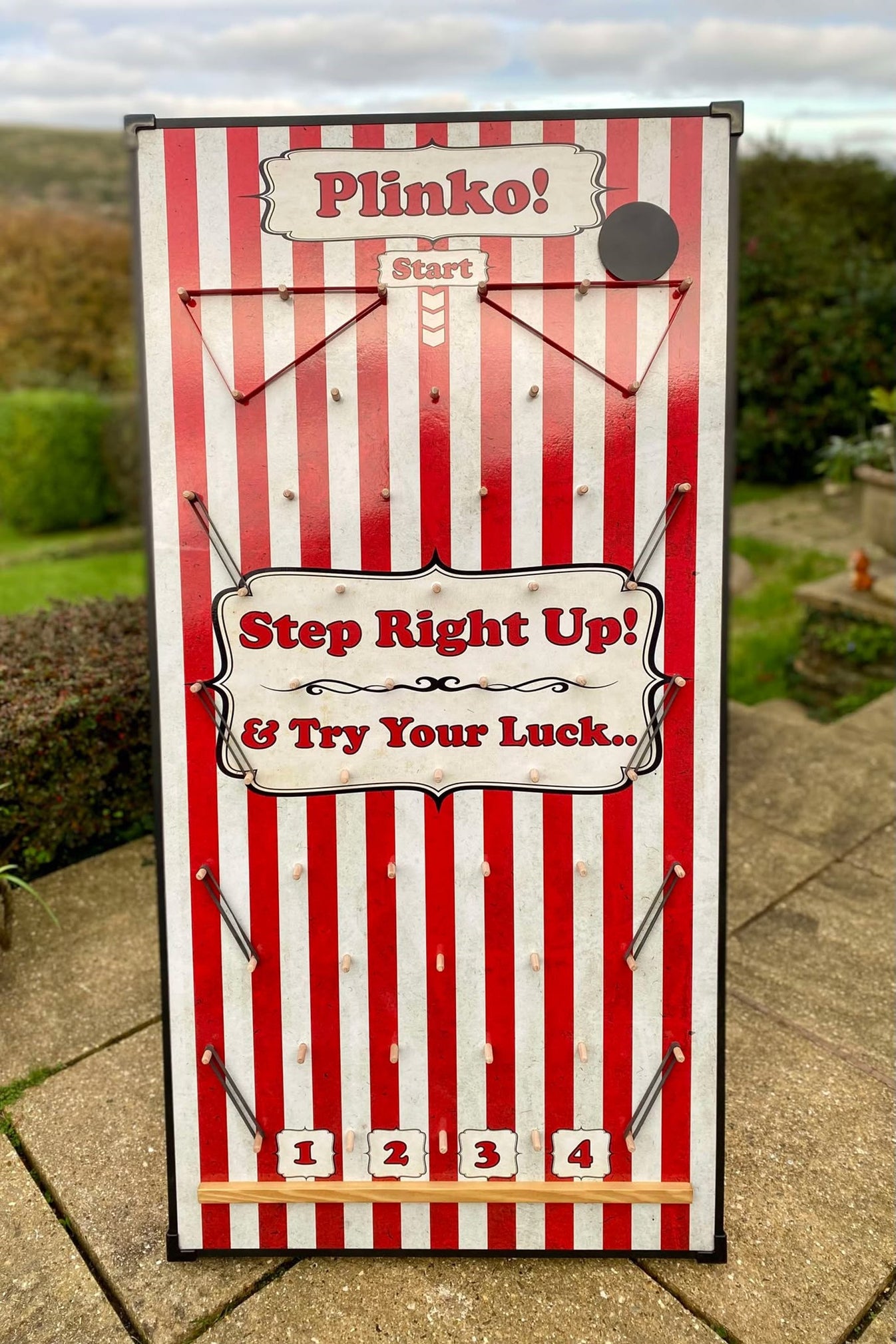 Plinko – Retro Carnival Games